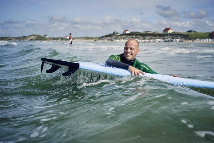 Surfen in Dänemark: Surfspots, Surfcamps & Reisetipps!